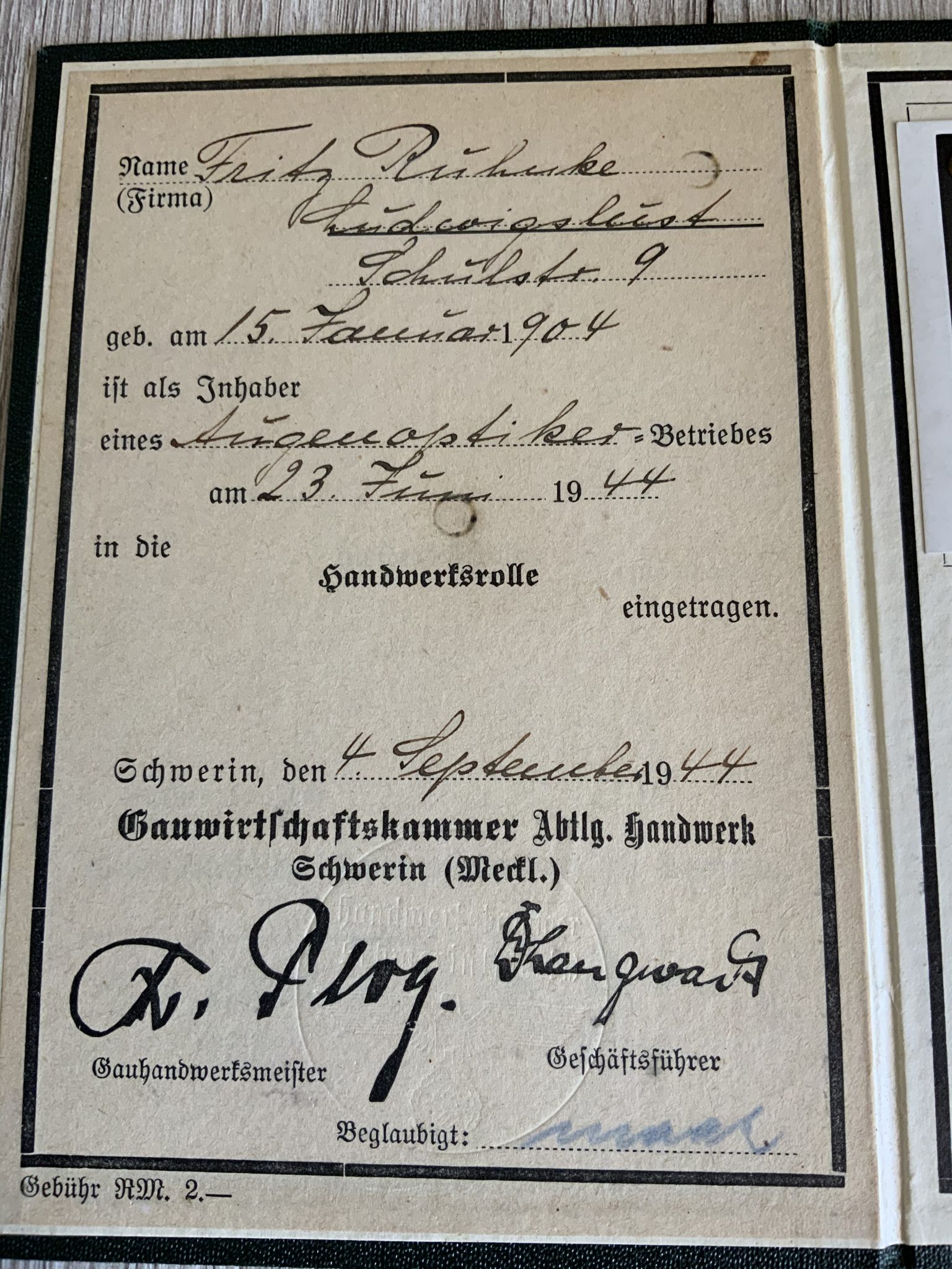 HITLER’S OPTICIAN | Memorabilia of War