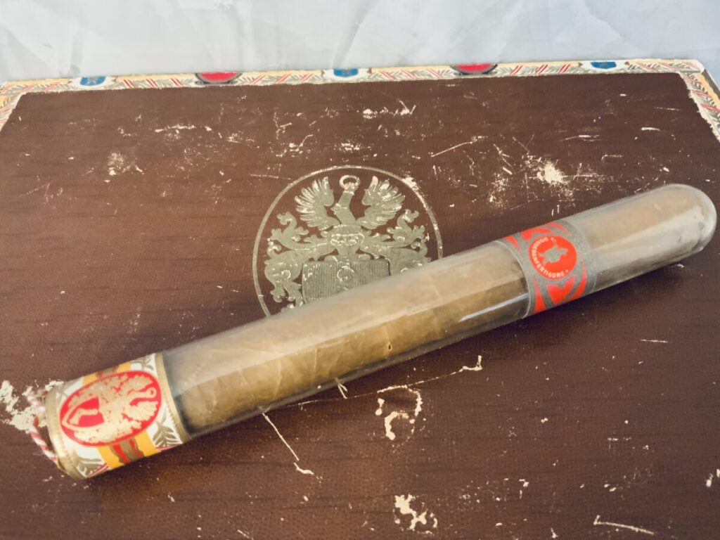 HERMANN GORING CIGAR AND TUBE - Memorabilia of War
